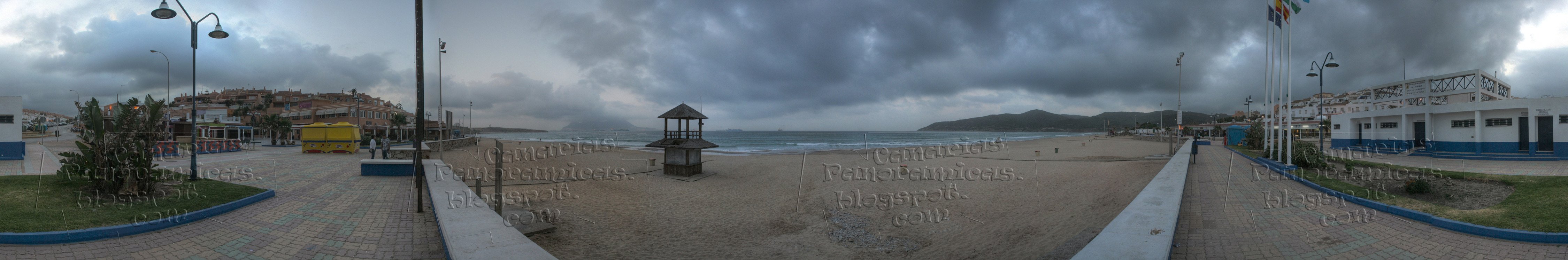 Playa El Rinconcillo en Algeciras, Cádiz
