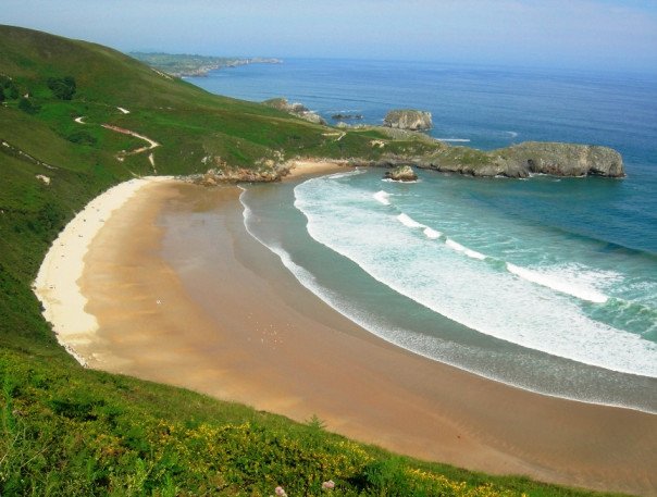 Playa Torimbia en Llanes, Asturias