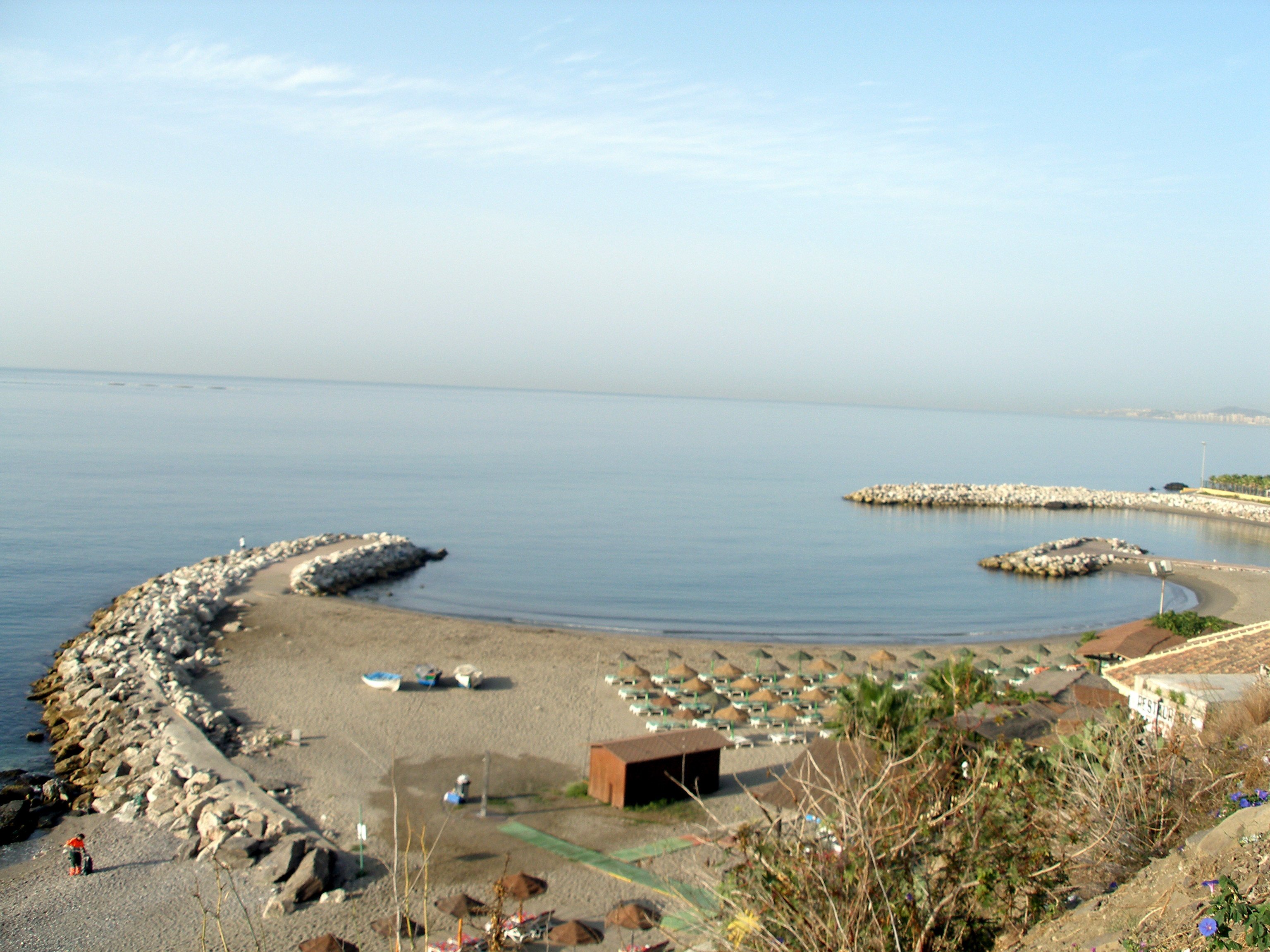 Playa Torremuelle en Benalmádena, Málaga