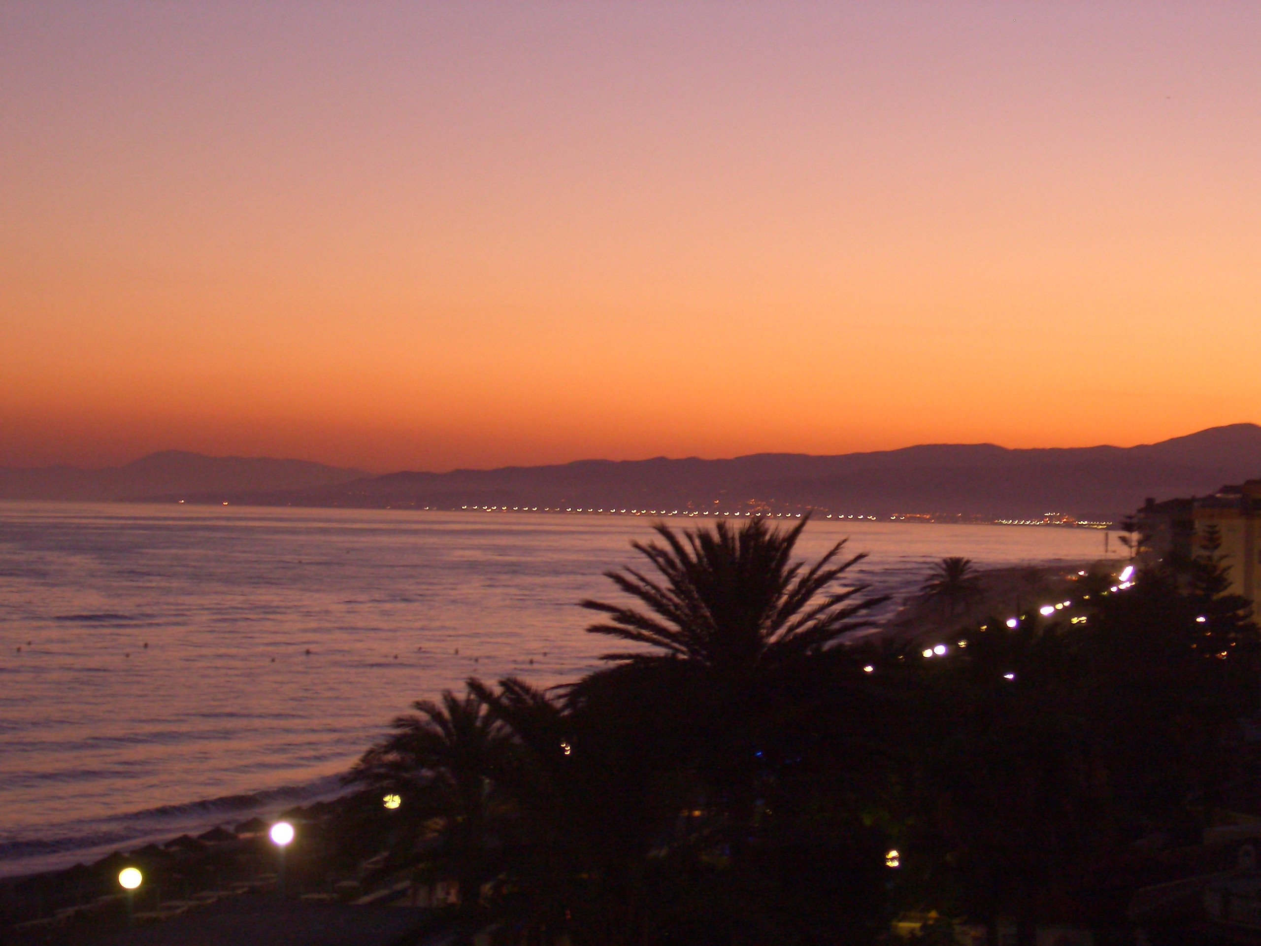 Playa El Morche en Torrox, Málaga